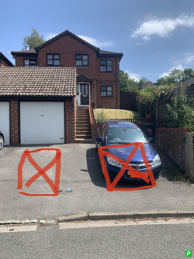 Driveway on Elora Road, HP13