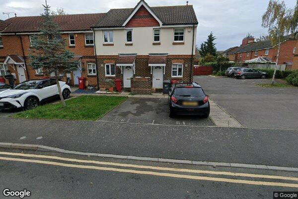 Parking on Stranraer Gardens, Slough, SL1 - from £1.70/hour